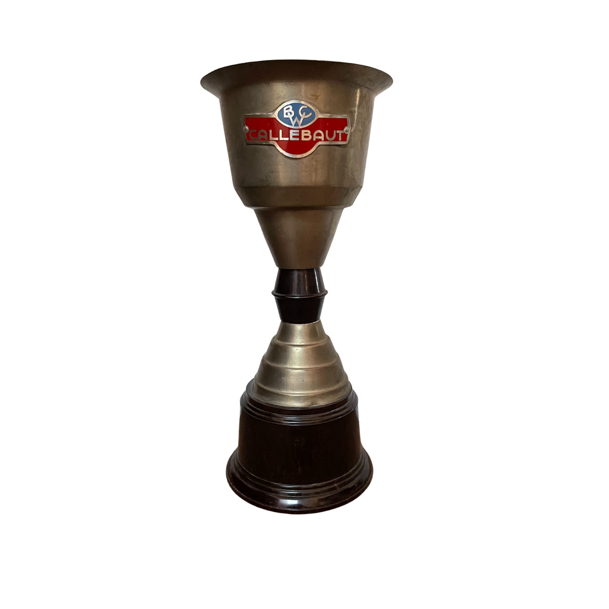 Medium Trophy – Architect's Wife